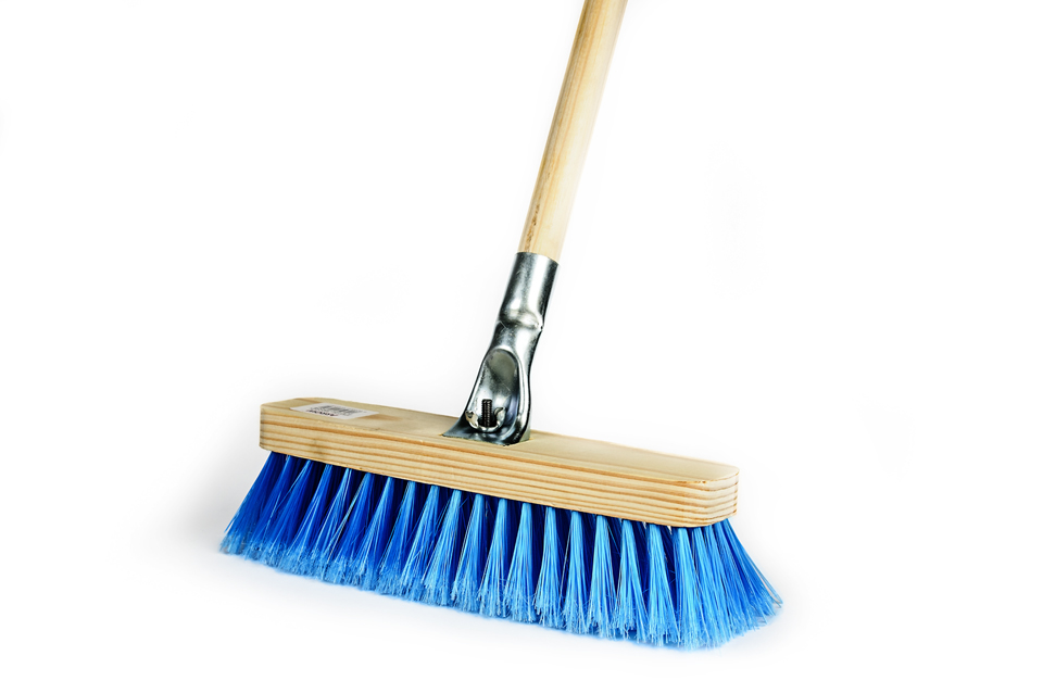 Wooden-flagged-grip-broom - Homely's Factory Outlet and Wholesaler